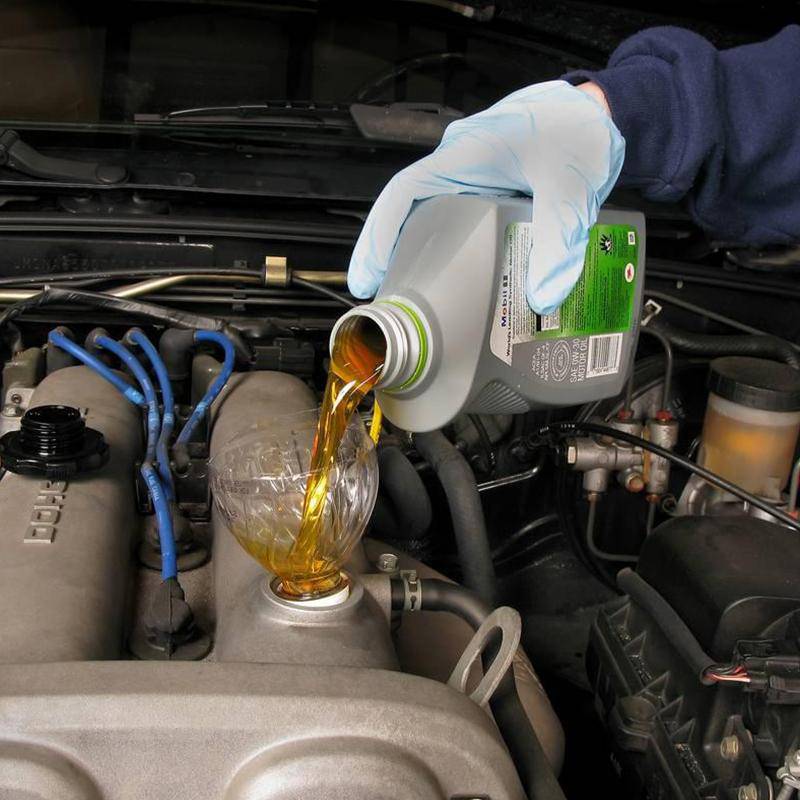 TOTAL QUARTZ 5000 20W-50 Engine Oil 5 Litre